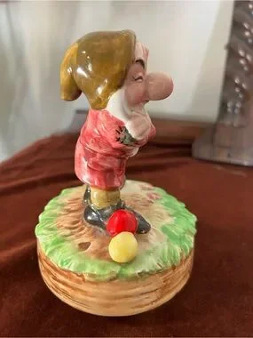 Other | Vintage Disney Grumpy Ceramic Schmid Music Box Hand Painted ...